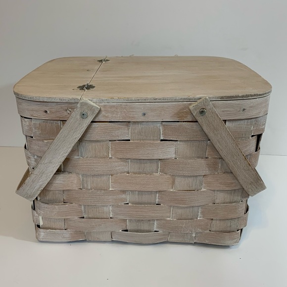 Storage & Organization | Whitewashed Wicker Picnic Basket With Wooden ...
